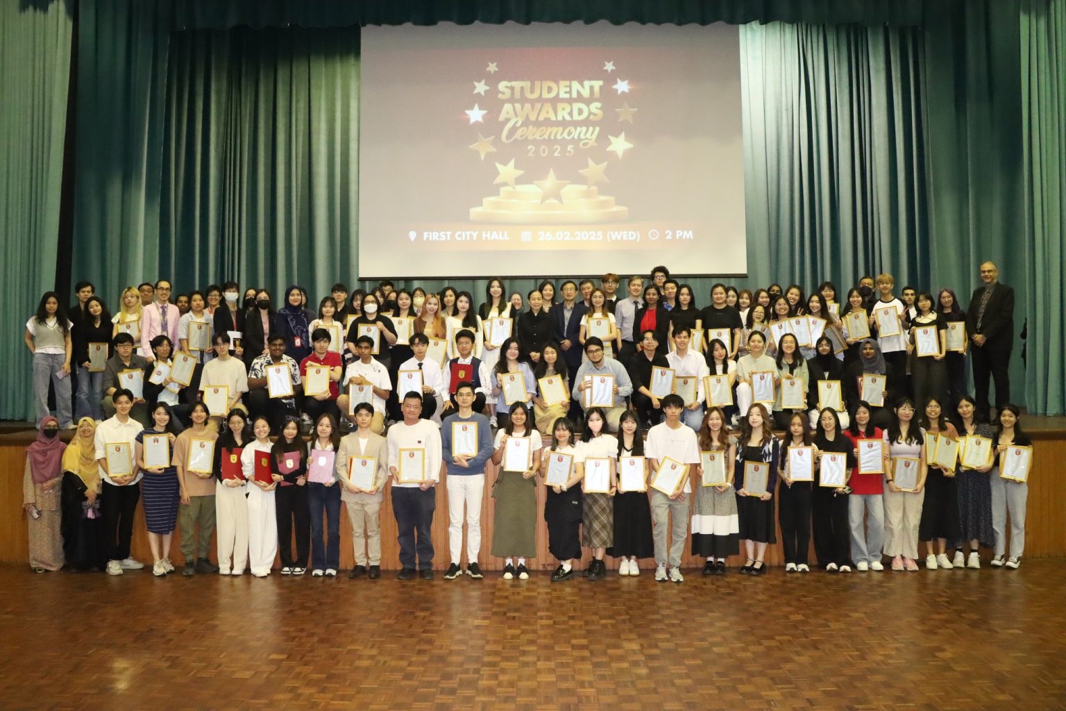 FIRST CITY UNIVERSITY COLLEGE CELEBRATED STUDENT EXCELLENCE AT THE 2025 ...